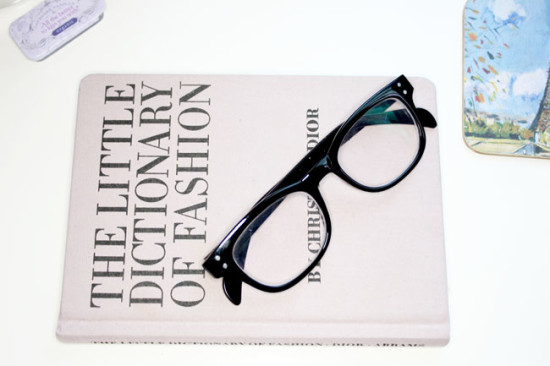 My Glasses Help Me See the World - Glam Latte