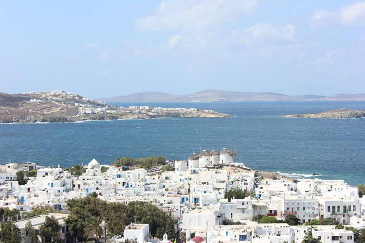 Mykonos Travel Guide - Glam Latte